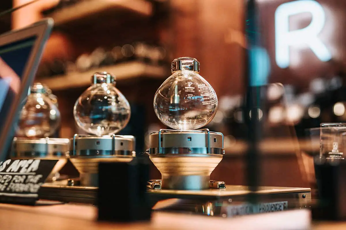 How to Brew Coffee with a Siphon Coffee Maker: A Step-by-Step Guide